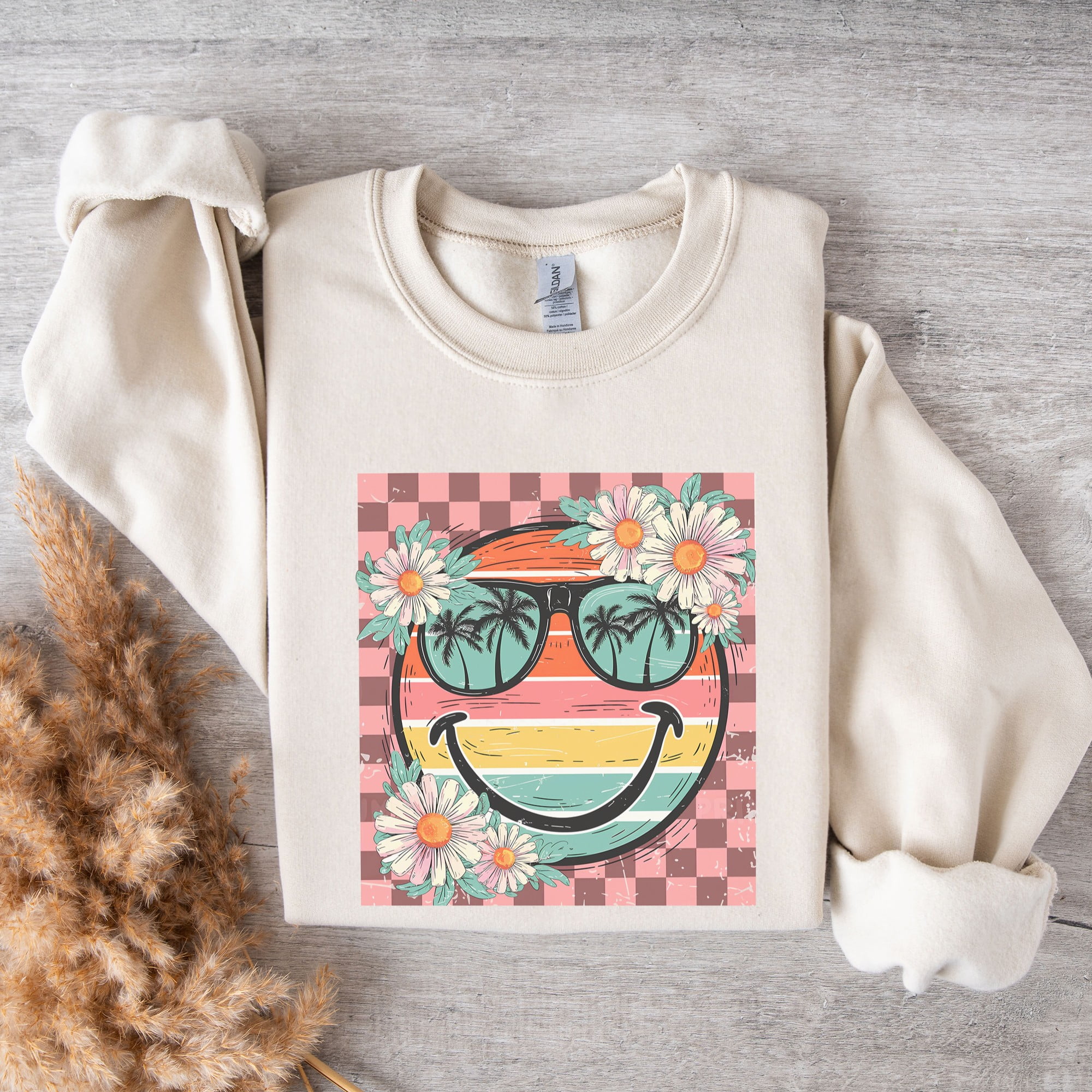 Latimore Floral Smiley Face Sweatshirt – Summer Beach Vibes Graphic ...
