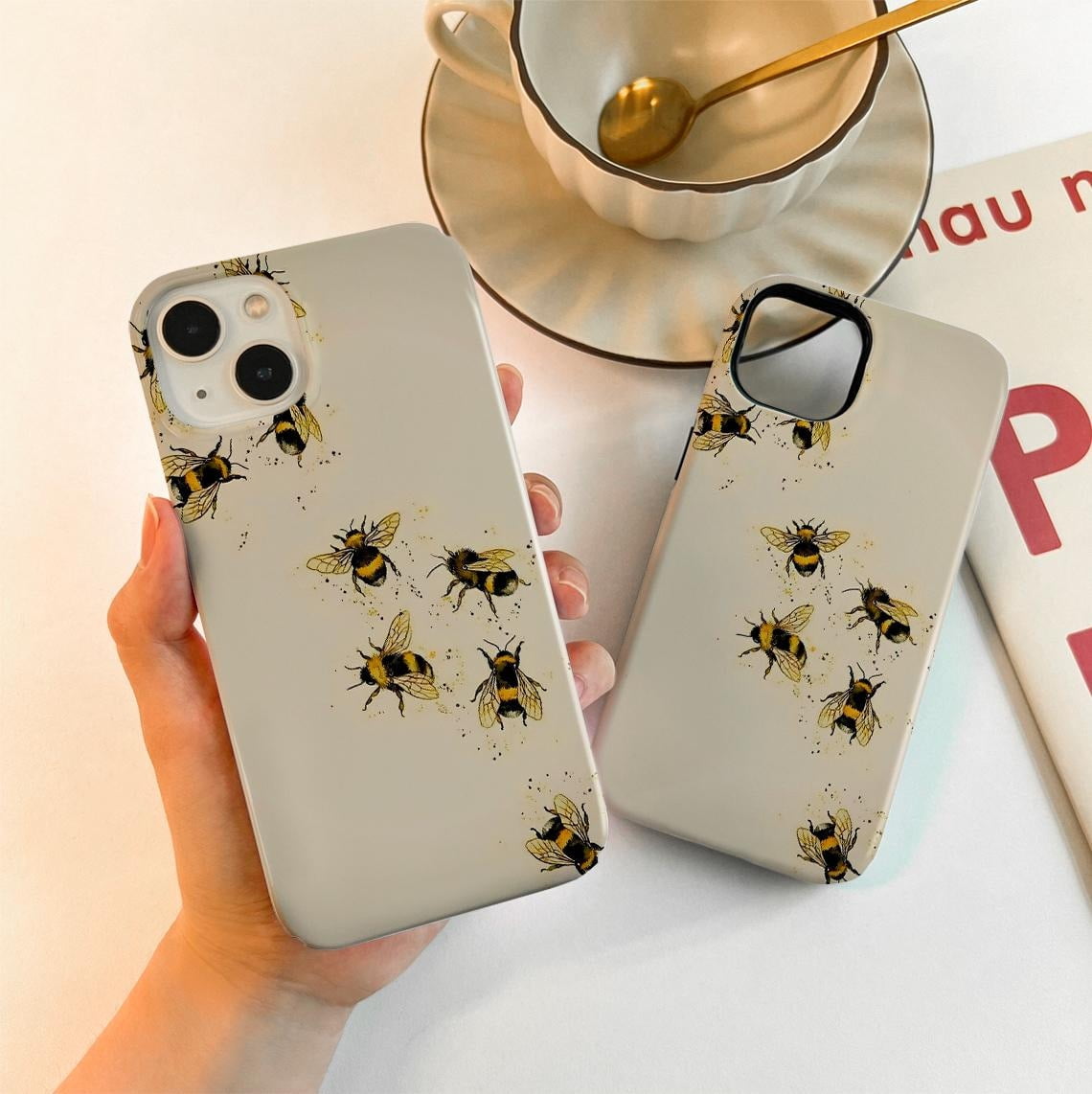 Latimore Protective iPhone Case Swarming Bees Phone Case for a Buzzing ...