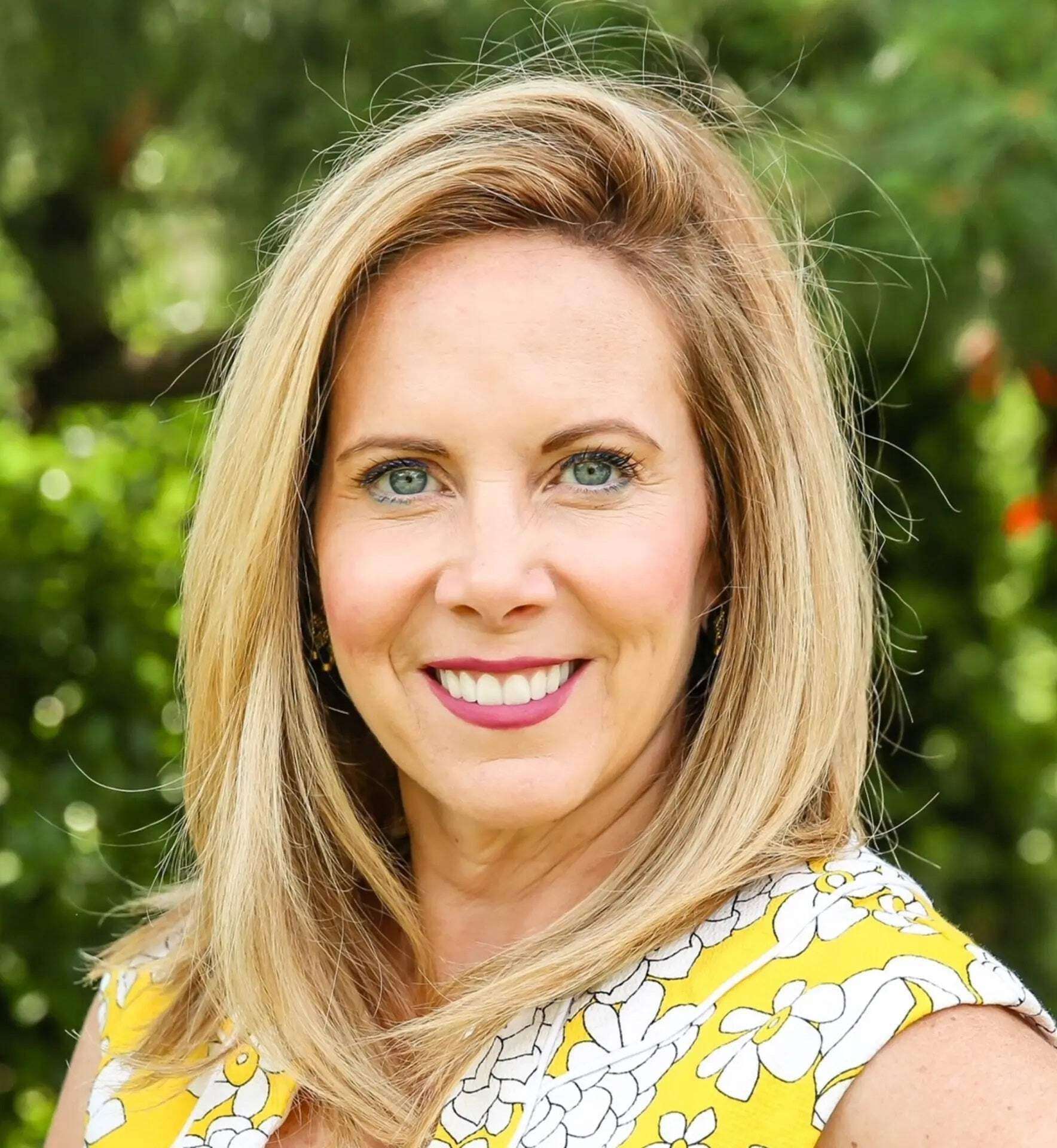 Laura Gillen New York House Rep Glossy Poster Picture Photo Print ...