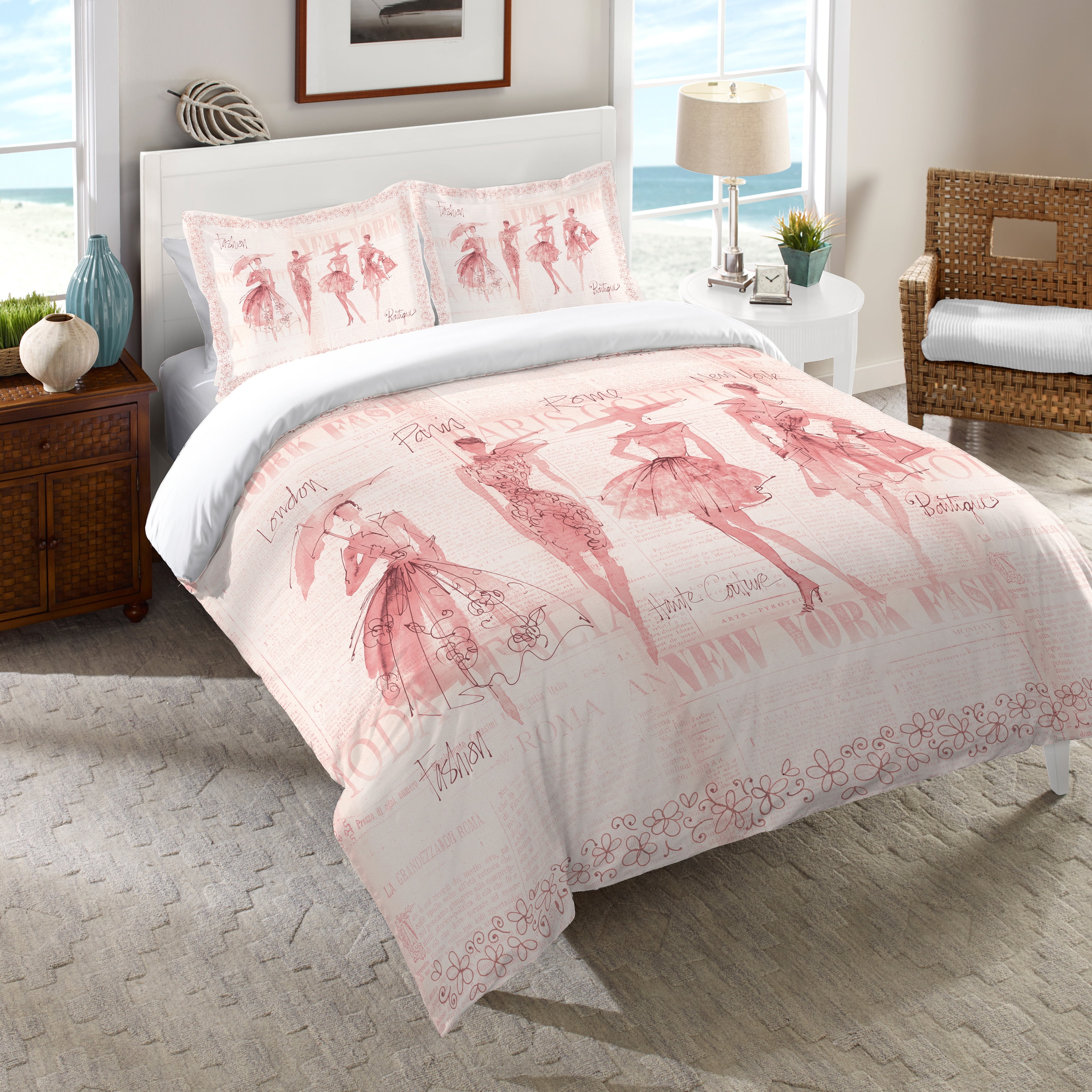 Laural Home Pink Fashion Divas Comforter Twin - Walmart.com