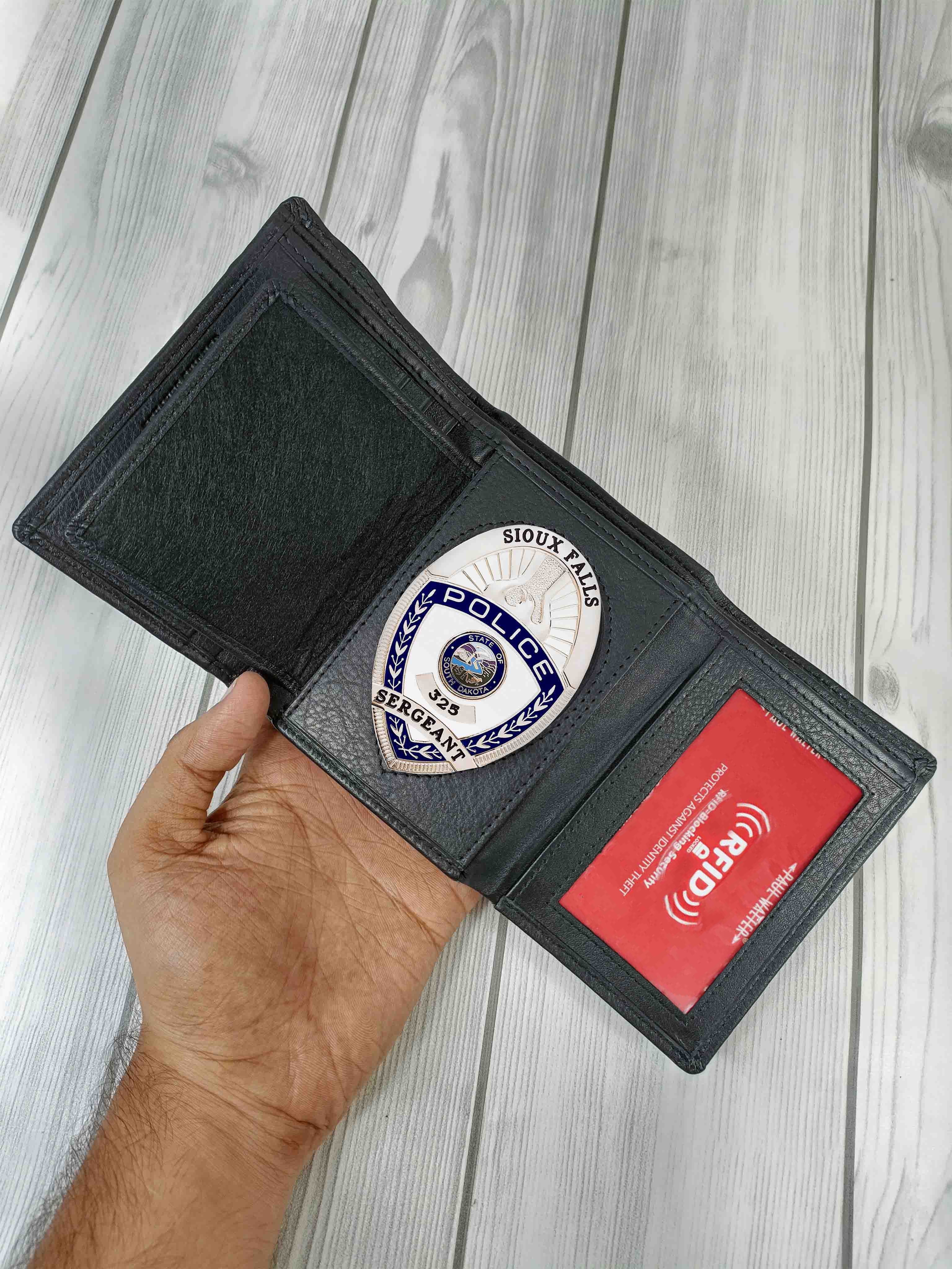Law Enforcement Police Trifold Black Wallet ID Badge Holder (Unisex ...