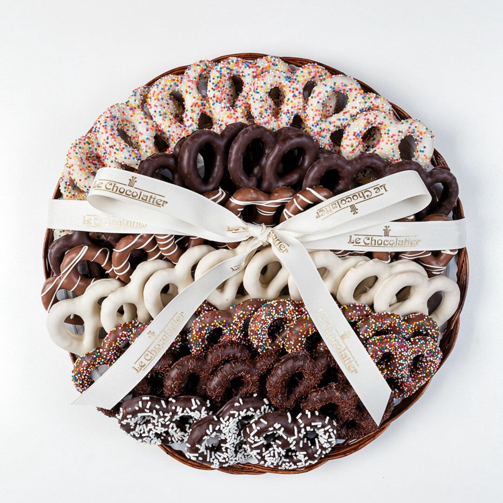 Le Chocolatier Chocolate Pretzel Platter - 14 Inch Round - Original ...
