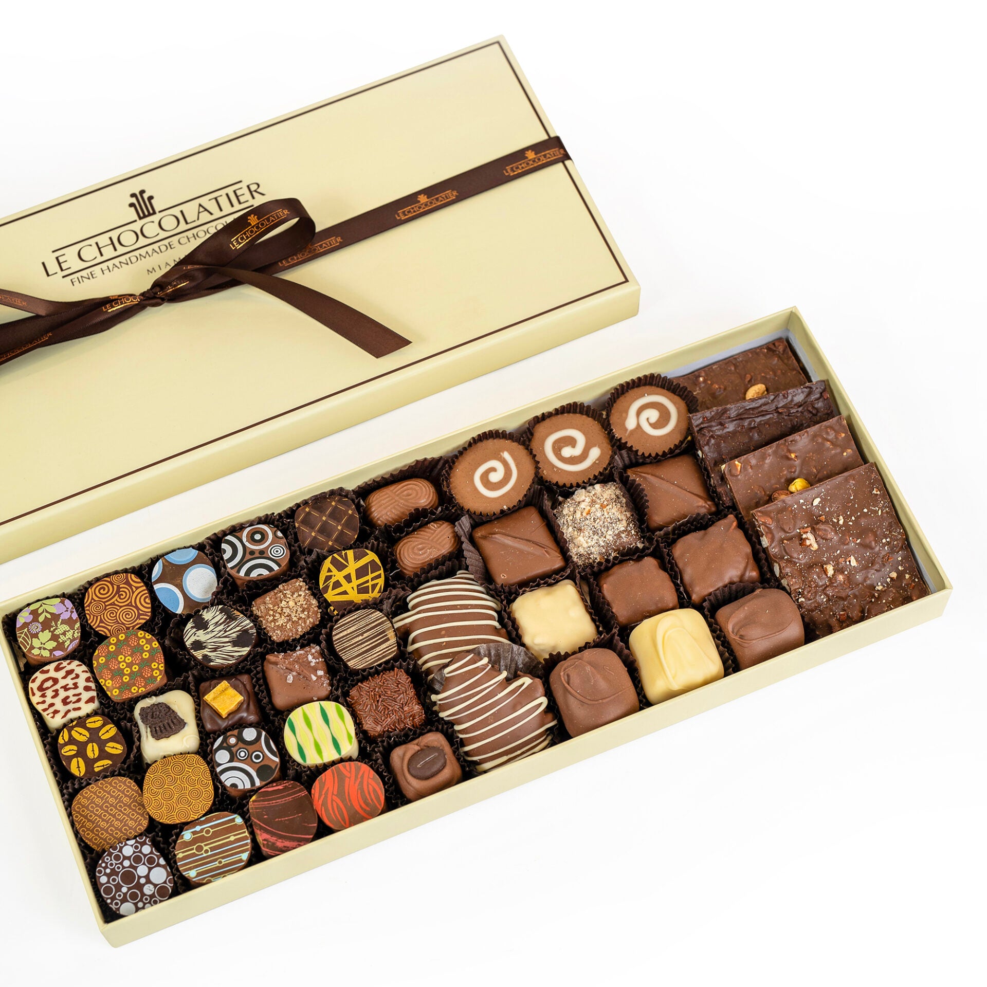 Le Chocolatier Extra Large Signature Boxed Assortment – 24 Ounces ...