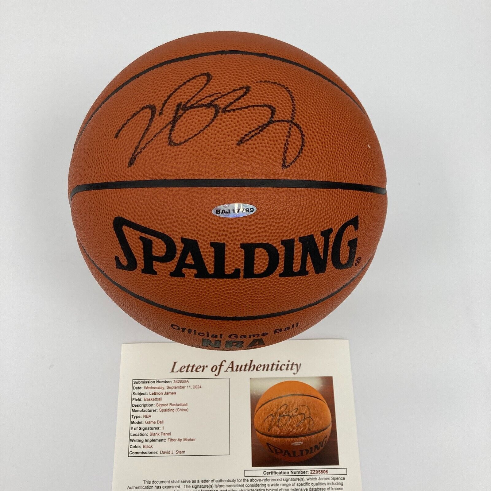 LeBron James Signed Spalding Official Game Basketball UDA Upper Deck ...