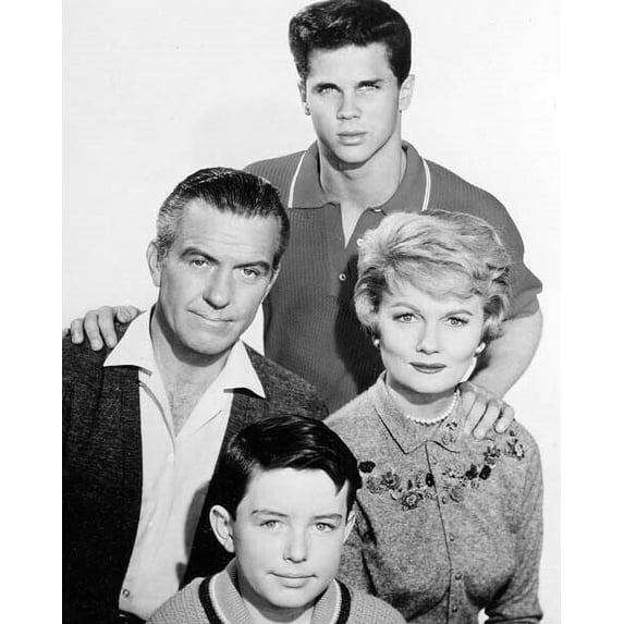 Leave it To Beaver classic portrait of the Cleaver family 11x17 poster ...