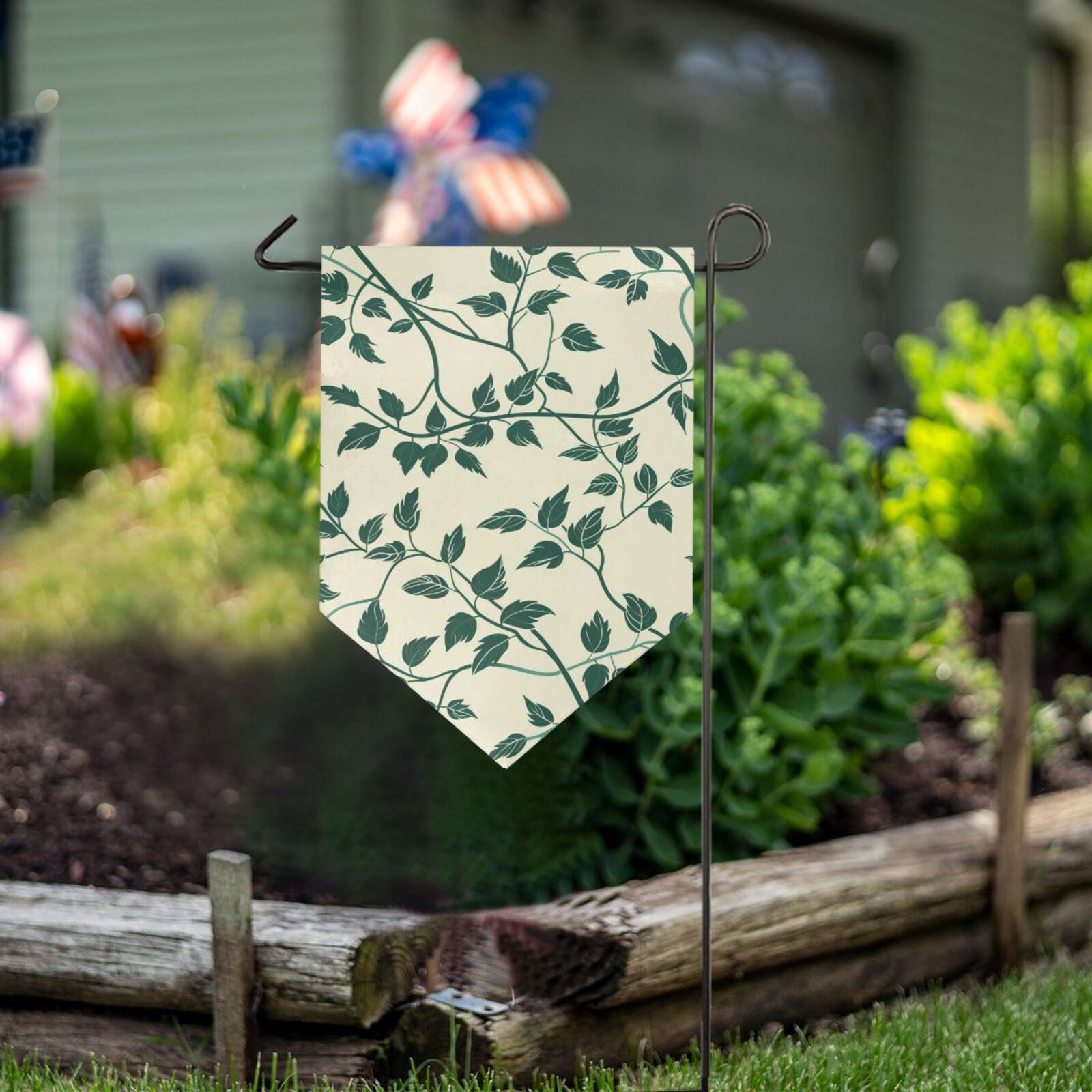 Leaves in Cream Garden Flag 18