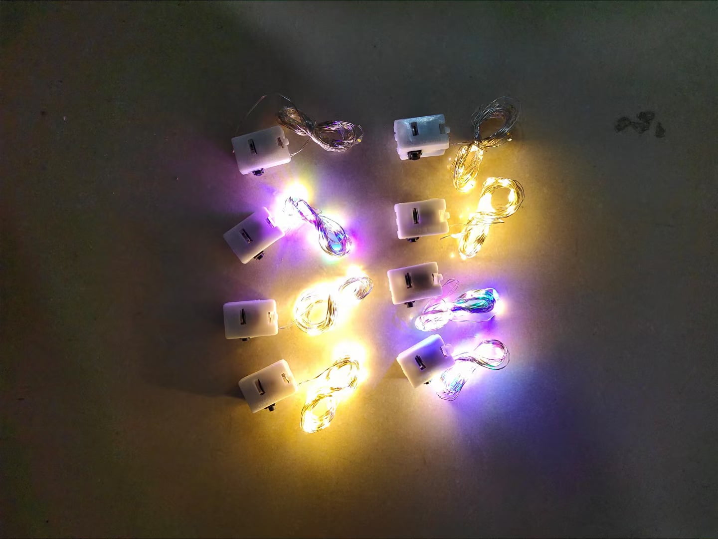 Led copper wire lamp string button cell box lamp flower cake gift box ...