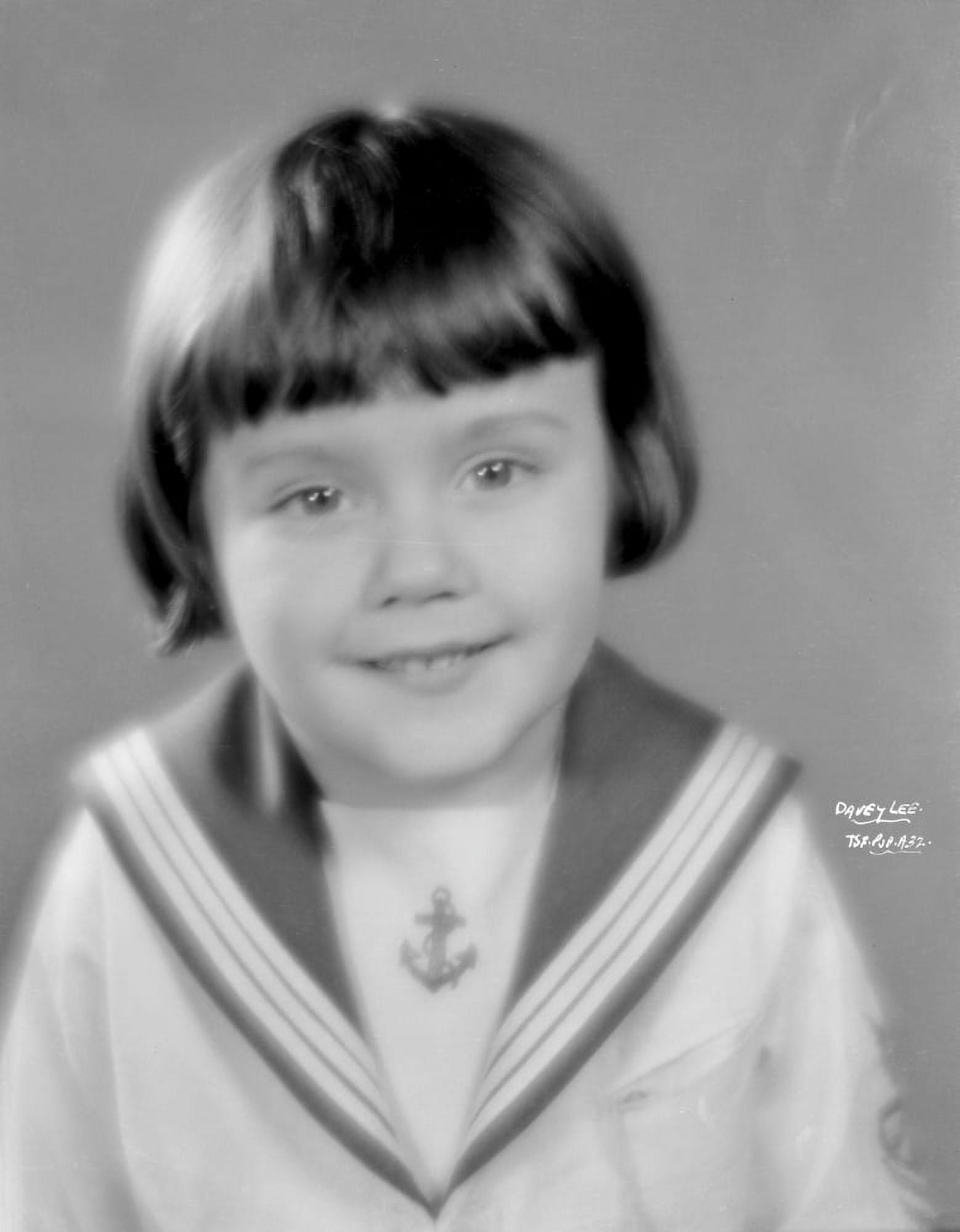 Lee Lee Photo Print (8 x 10) - Walmart.com