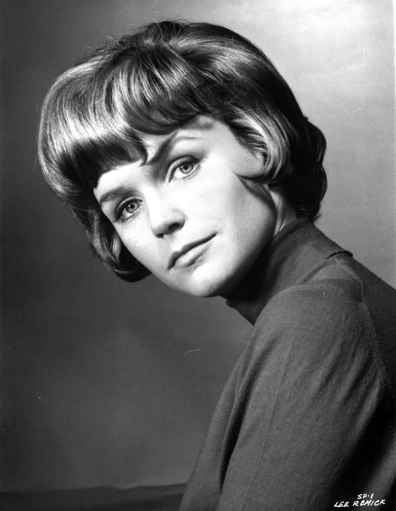 Lee Remick posed in Classic Portrait Photo Print (8 x 10) - Walmart.com