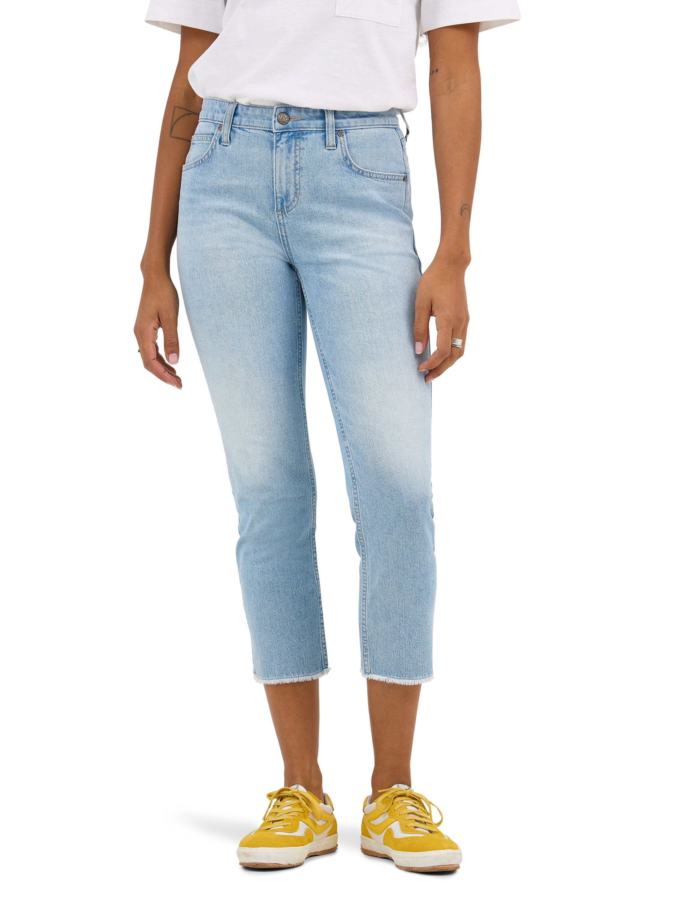 Lee® Women's Legendary Mid Rise Capri, Sizes 0-18 - Walmart.com
