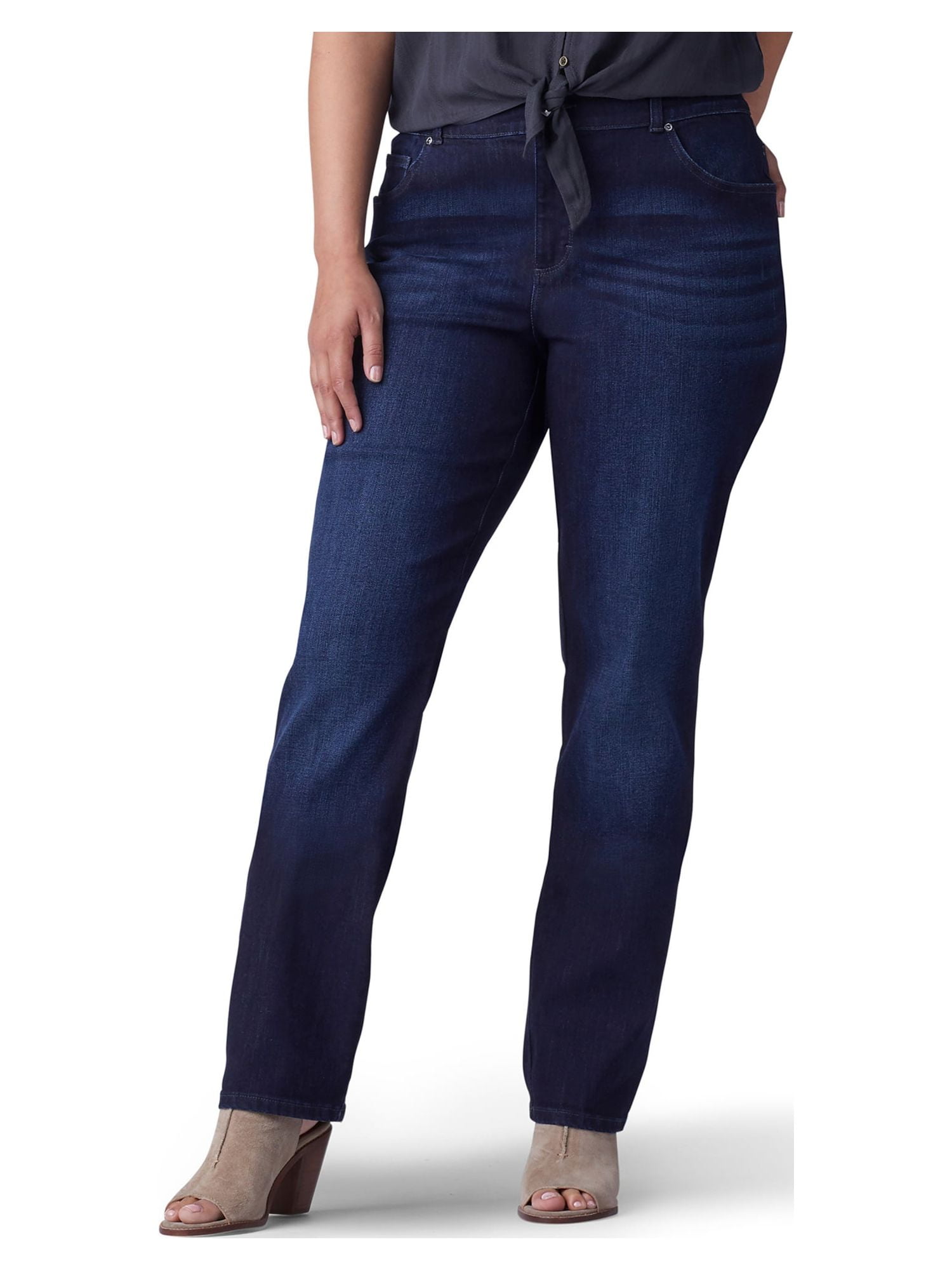 Lee Women's Plus Midrise Relaxed Fit Straight Leg Jean - Walmart.com