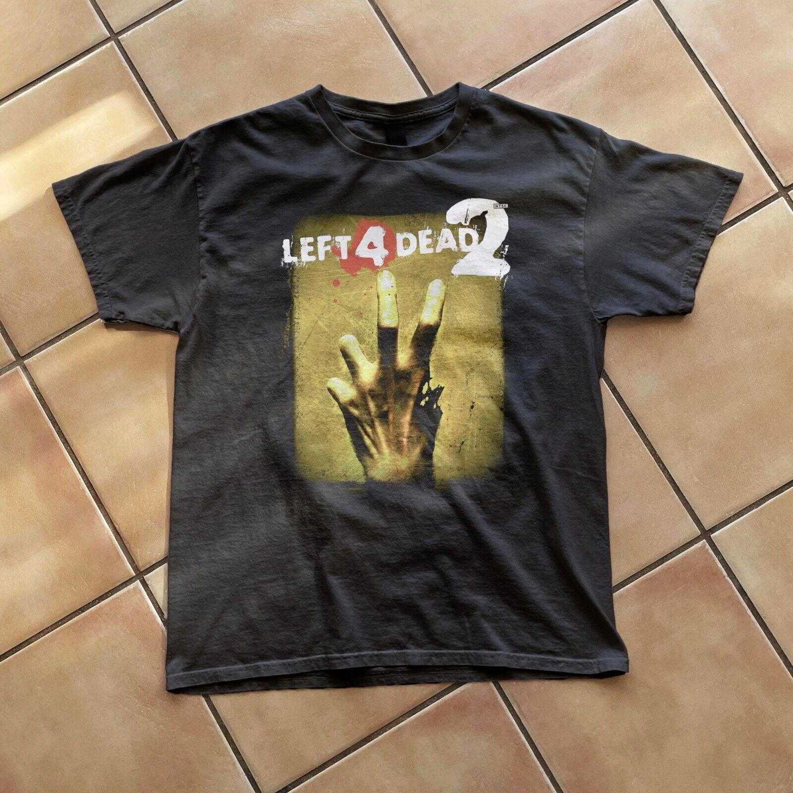 Left 4 Dead 2 Classic graphic black color Shirt unisex men women ...