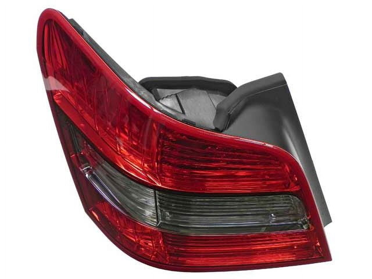 Left Driver Side Tail Light Assembly - Compatible with 2010 - 2015 ...