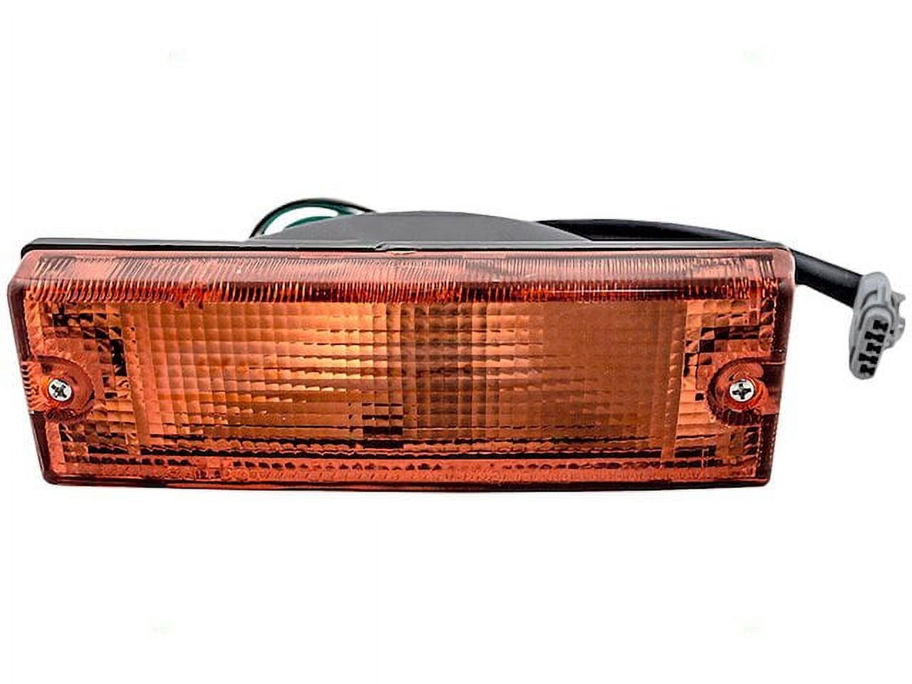 Left Turn Signal / Parking Light Assembly - Compatible with 1988 - 1995 ...
