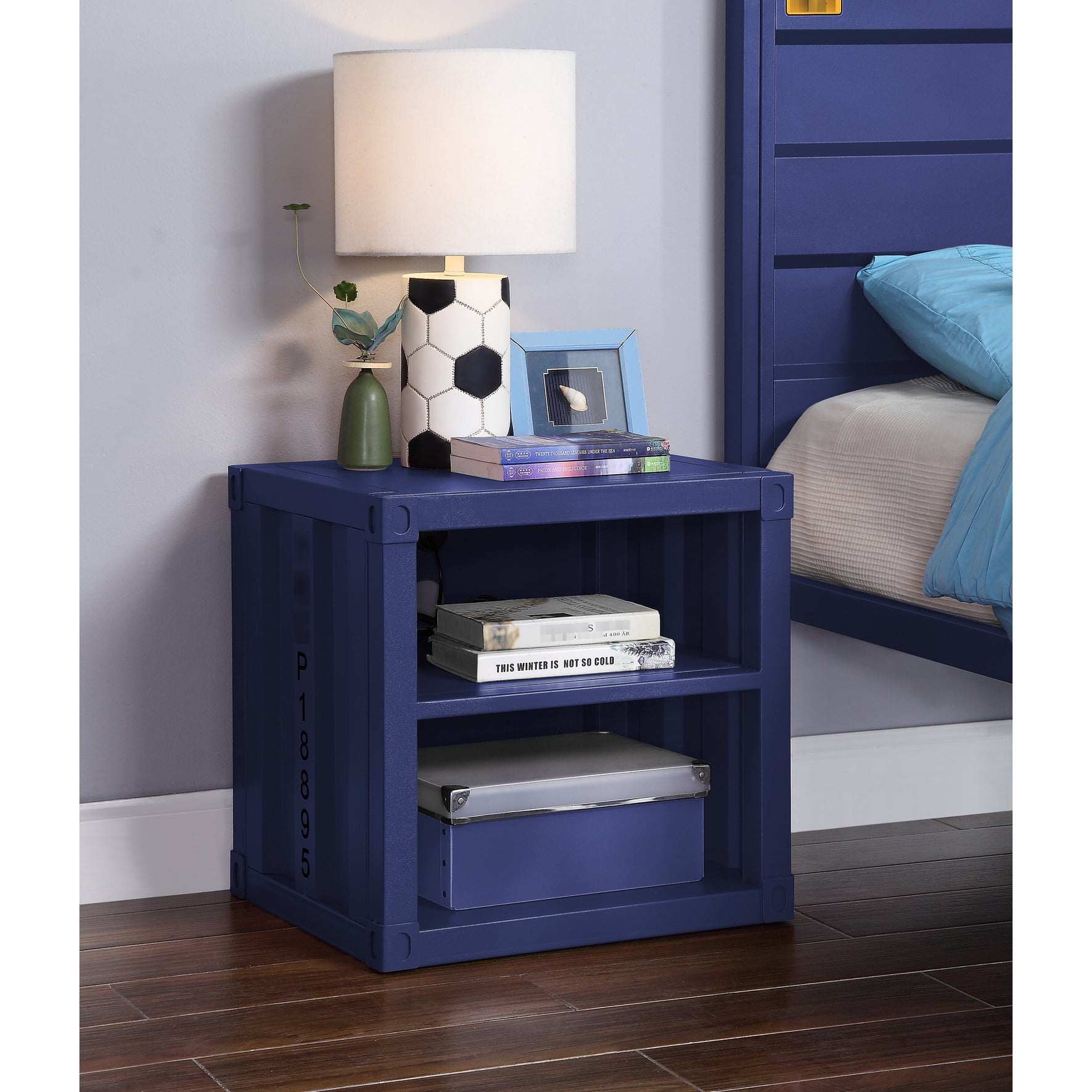 Legless and Stable Design / For Compact Rooms / Adds Modern Touch to ...