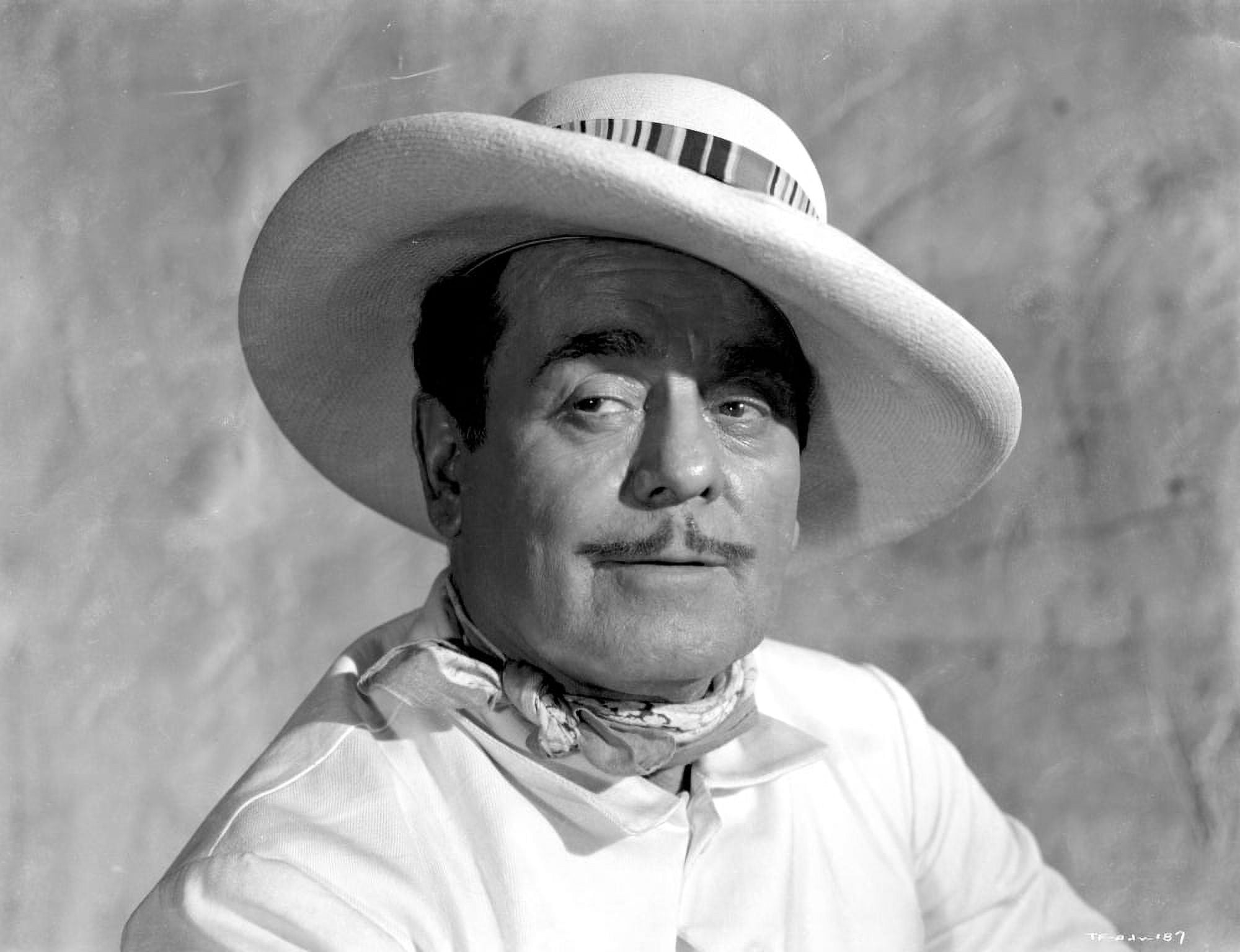 Leo Carrillo as a cowboy Photo Print (8 x 10) - Walmart.com