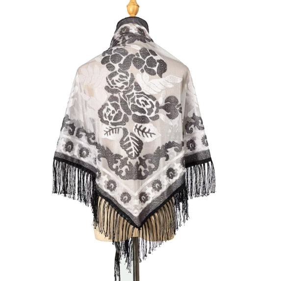 Lerpwige Elegant Triangle Shawl for Women Soft and Comfortable Neck ...