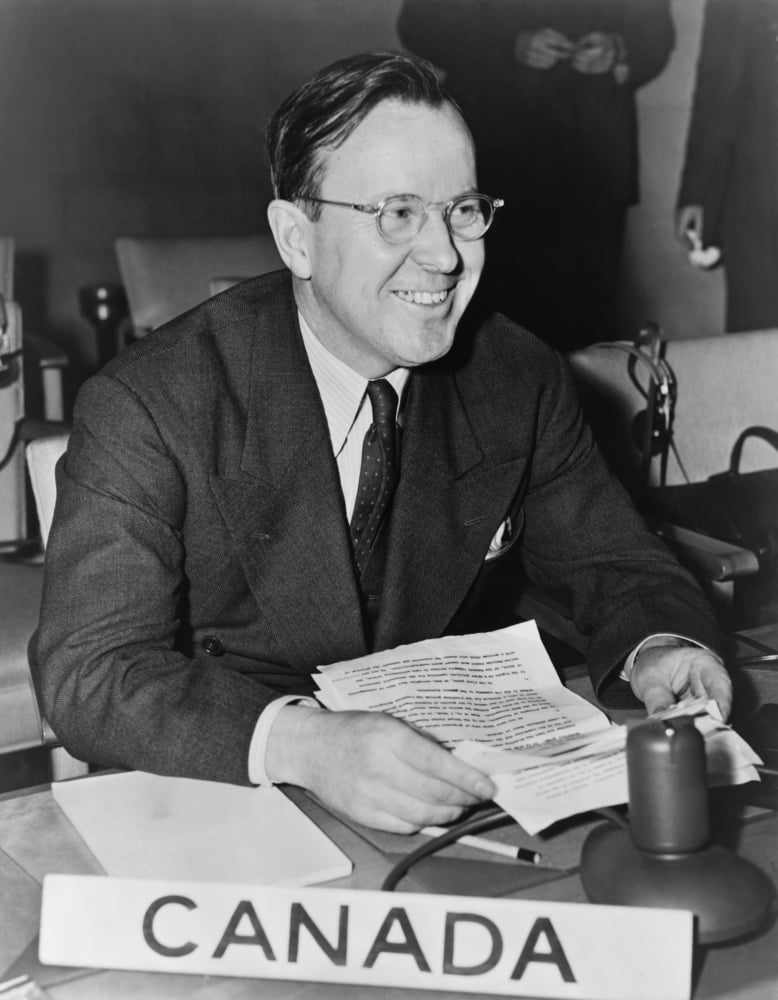 Lester Pearson History (24 x 36) - Walmart.com