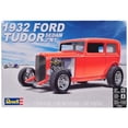 Level 4 Model Kit 1932 Ford Tudor Sedan 2-in-1 Kit 1/25 Scale Model by ...