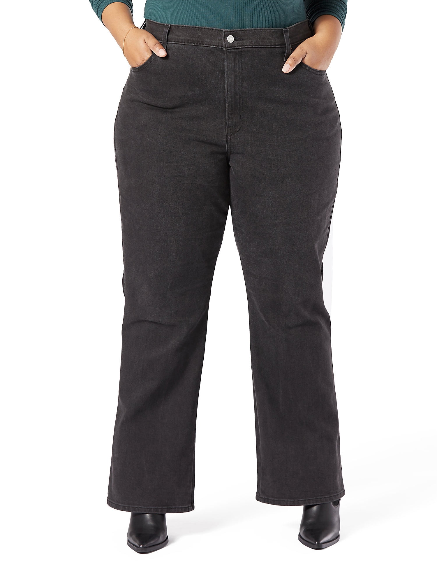 Levi Strauss Signature Women's Plus Heritage Kick Boot Jeans - Walmart.com