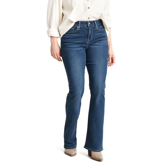 Signature Levi Strauss Mid Rise Bootcut