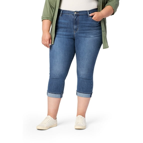 Levi Strauss Signature Women's and Women's Plus Mid Rise Capri Jeans ...