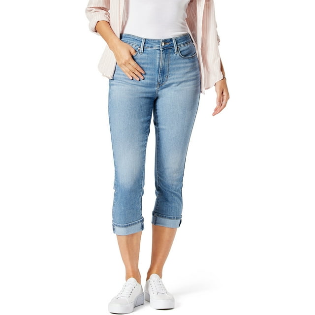 Levi Strauss Signature Women's and Women's Plus Mid Rise Capri Jeans ...