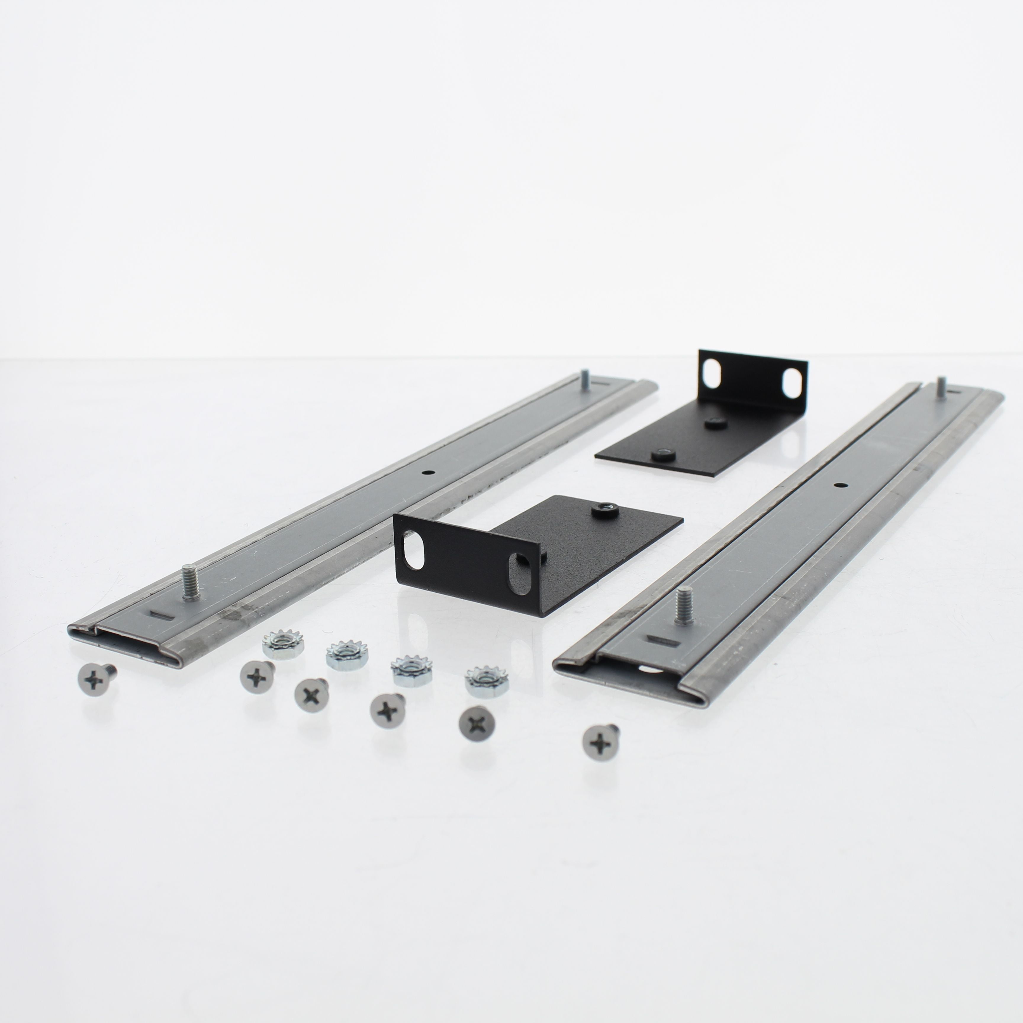 Leviton Slide Rail Kit for 0-24 or 0-72 Fiber Rack Mount Panels 5S100 ...