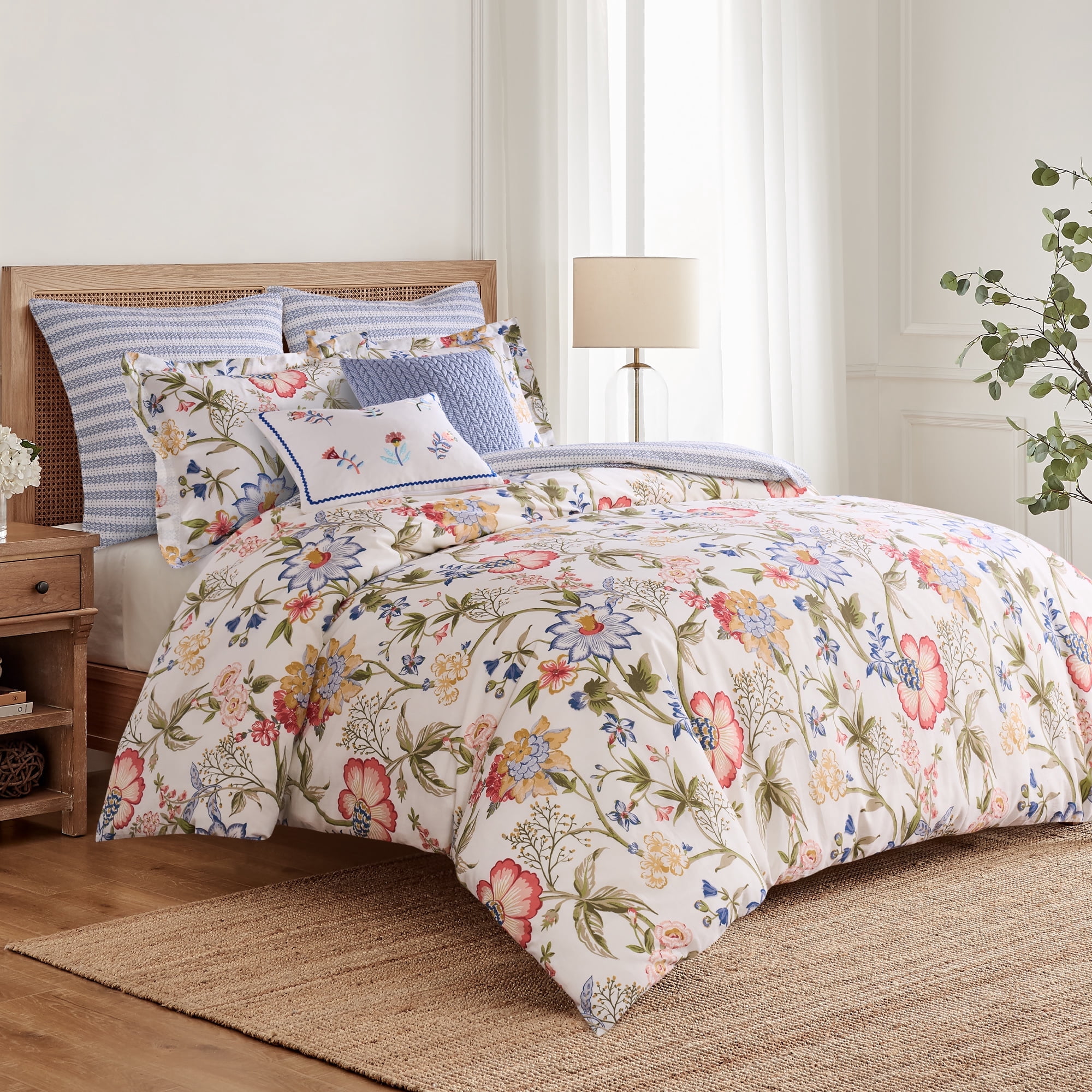 Levtex Home - Maileen Duvet Set - Full/Queen Duvet Cover (90x94in.) and ...