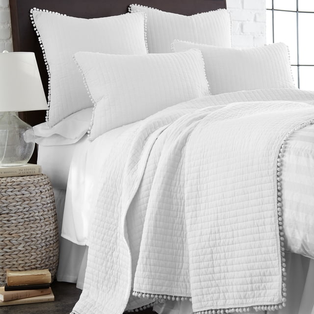 Levtex Home - Pom Pom Quilt - King Quilt - White - Quilt (106x92in ...