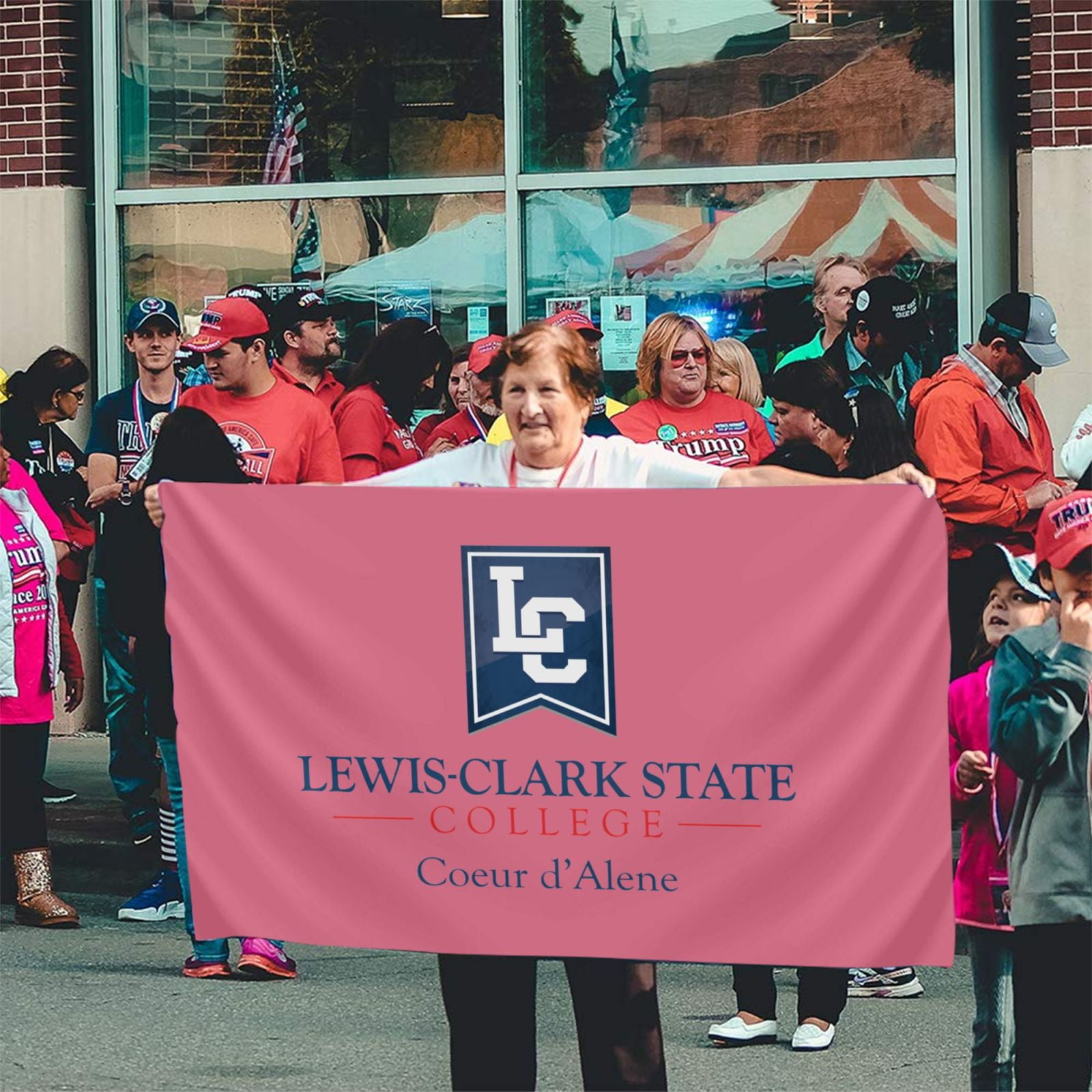 Lewis & Clark College Flag 3x5 Outdoor ,Sewn Stripes, Stronger Brass ...