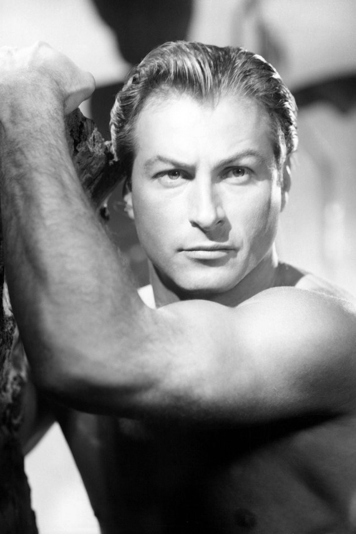 Lex Barker striking image as Tarzan b/w iconic pose 24x36 Poster ...