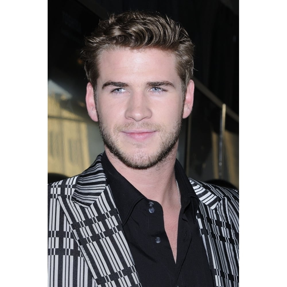 Liam Hemsworth At Arrivals For The Hunger Games Canadian Premiere Photo ...