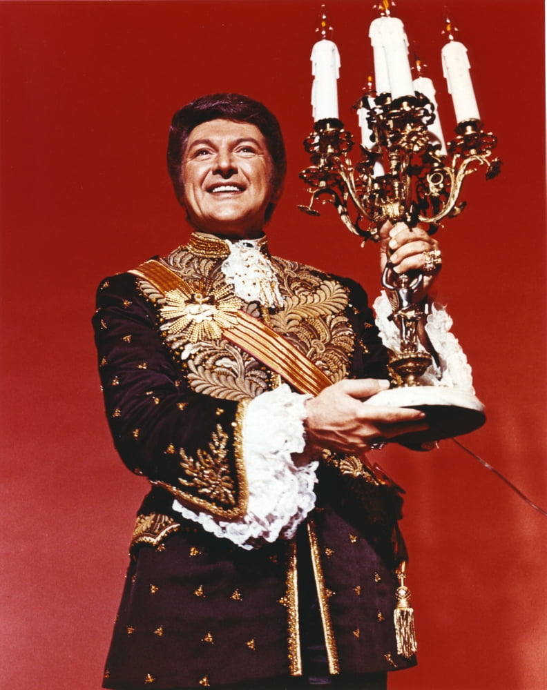Liberace posed in Portrait Photo Print (24 x 30) - Walmart.com