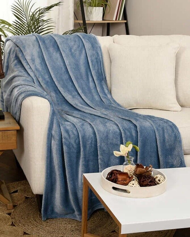 Life Comfort Eco Plush Throw Blue 60 in x 70 in - Walmart.com