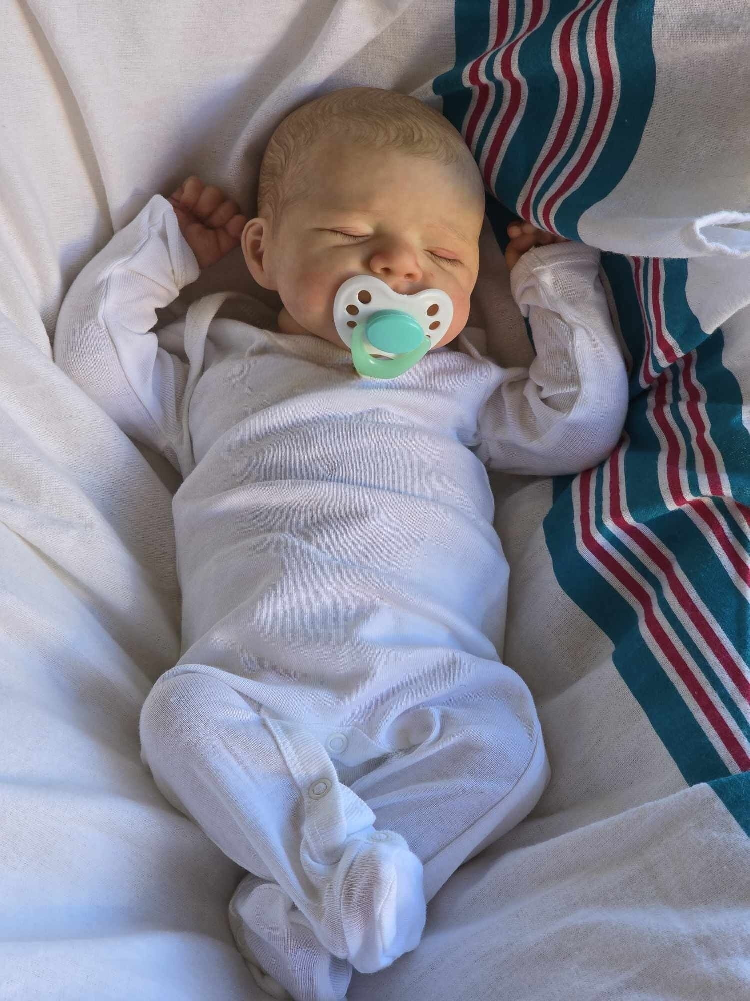Lifelike Reborn Baby Doll - 19 Inch Cute Soft Vinyl Lifelike Baby Doll ...