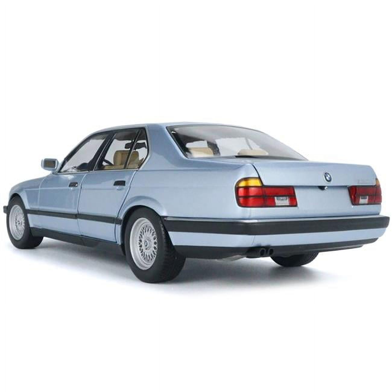Light Blue Metallic 1 by 18 Scale Diecast Model Car for 1986 BMW 730I ...
