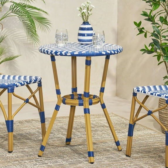 Lightweight Build, Stunning Colors - Create an Inviting Outdoor Cafe ...