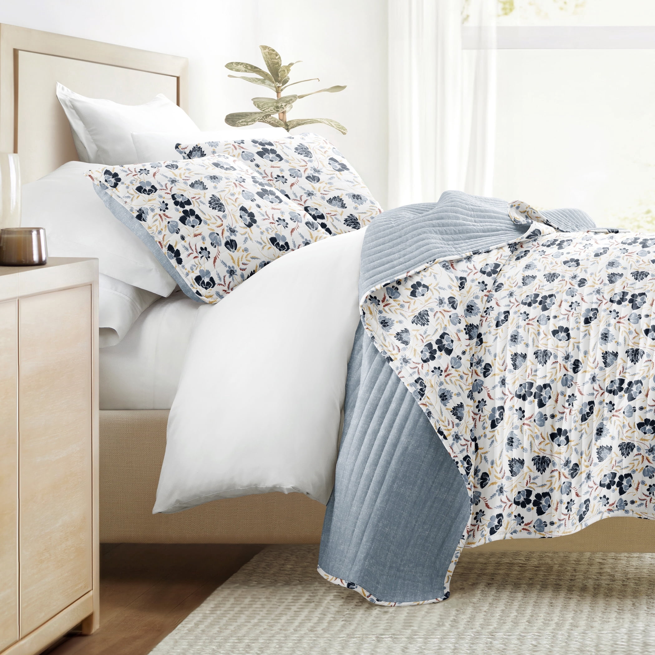 Lightweight Quilt Sets - Wrinkle Free - Coverlet French Jacobean Floral ...