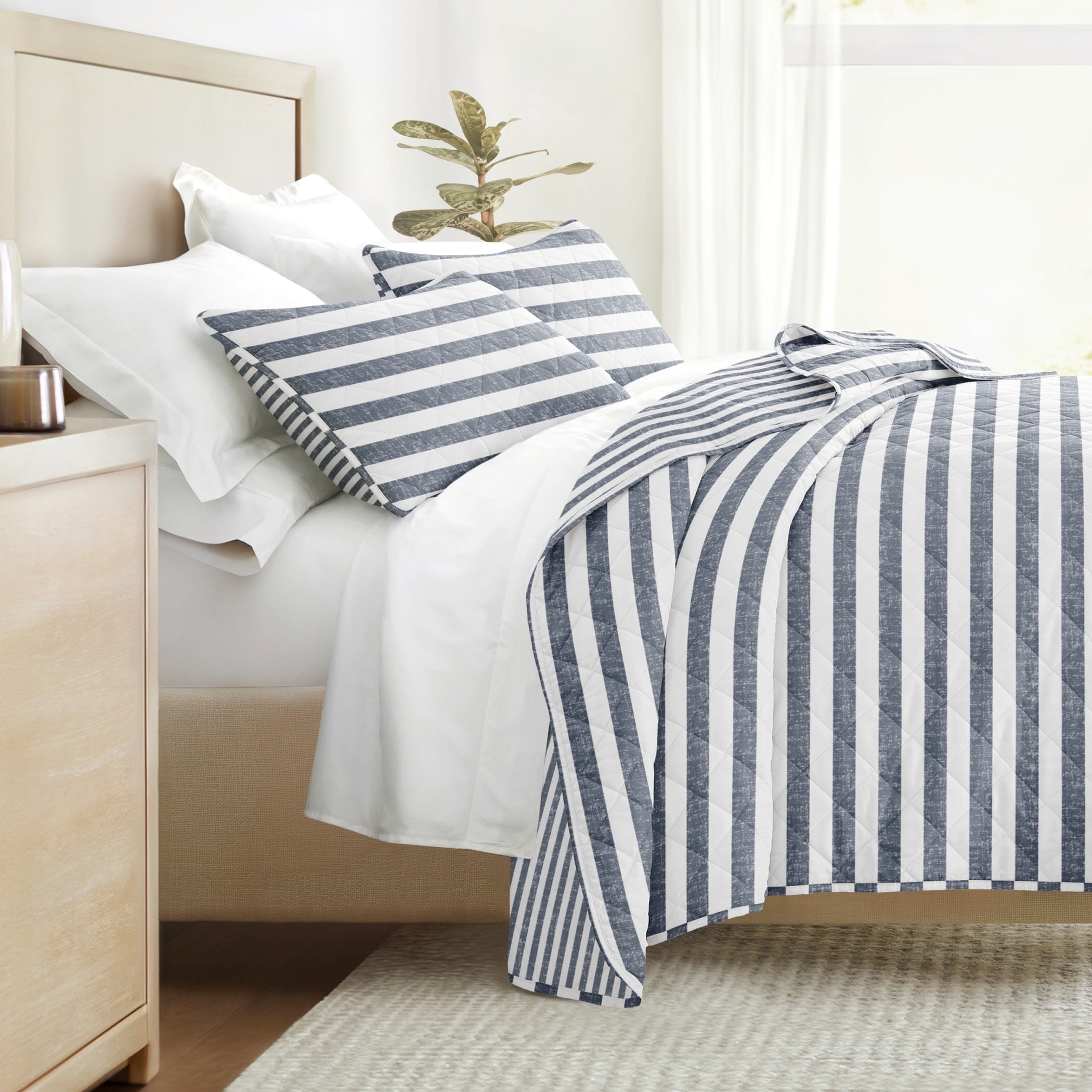 Lightweight Quilt Sets - Wrinkle Free - Coverlet Striped Coastal Blue ...