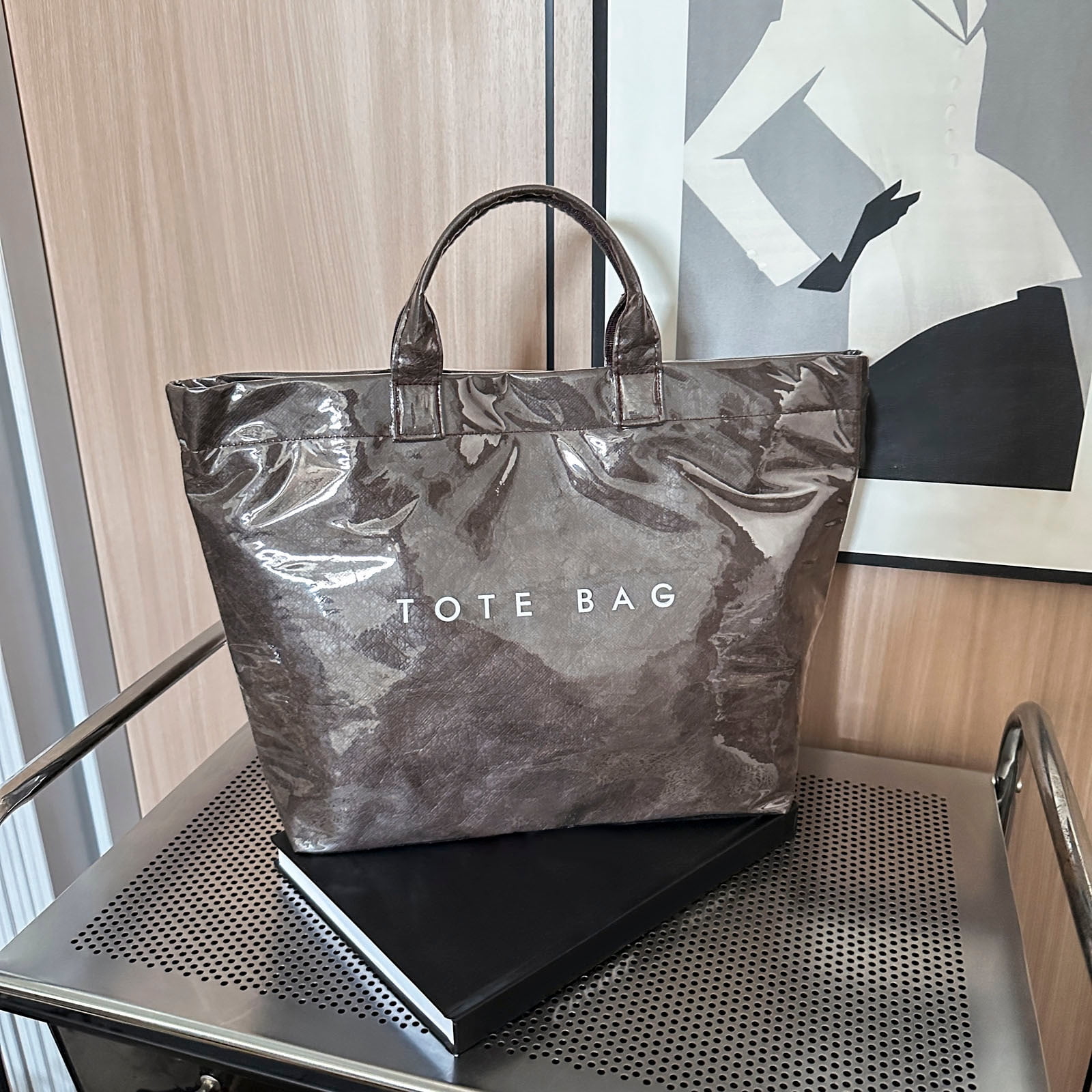 Lightweight Tyvek Messenger Bag - Waterproof Tear-Resistant, Large ...