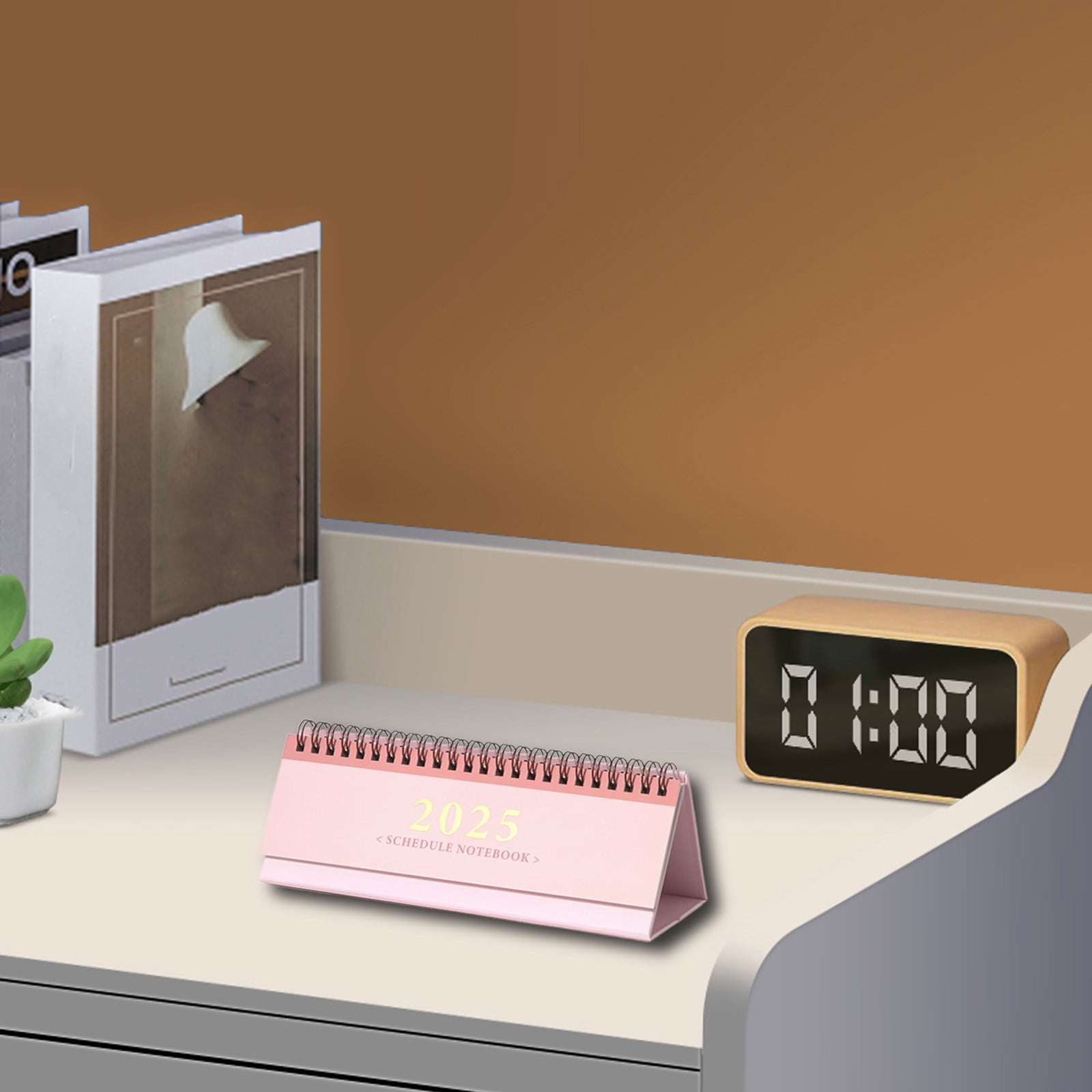 Lilgiuy Mini Calendar 2025, Small Desk Calendar Mini Standing Flip ...