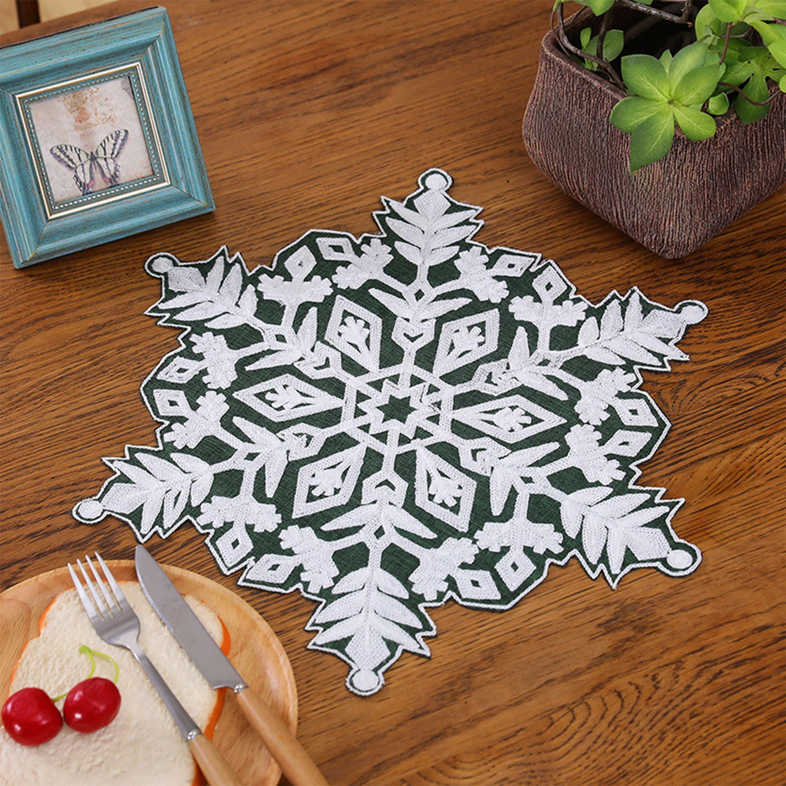 Lilgiuy Snowflake Placemats Winter Snowflake Resuable Place Mats ...