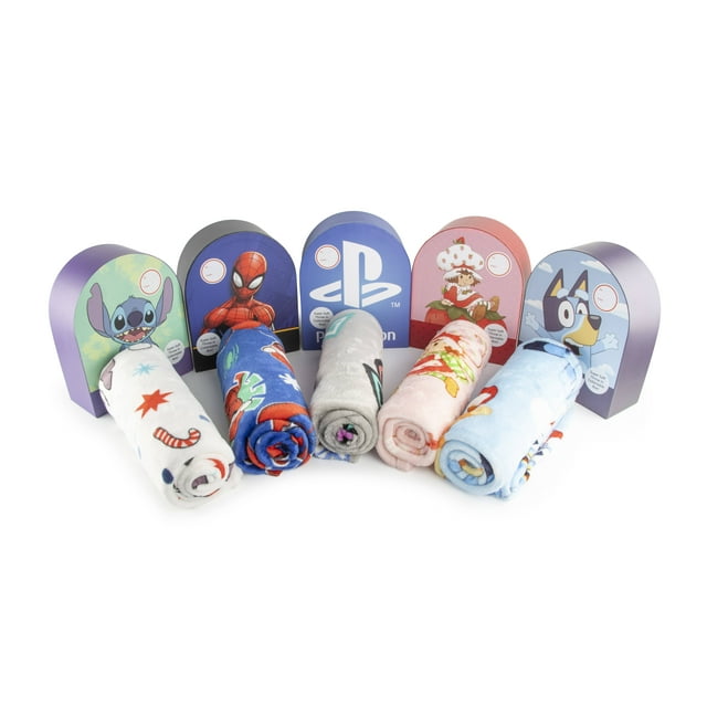 Lilo & Stitch Shaped Box Throw Set - Walmart.com