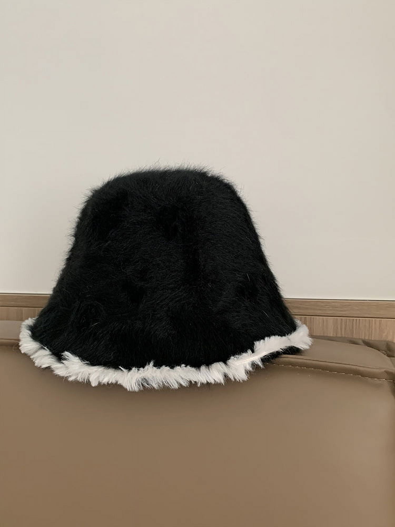 LinYooLi Big Eaves Face Face, Rabbits, Fisherman Hat Girl Autumn And ...