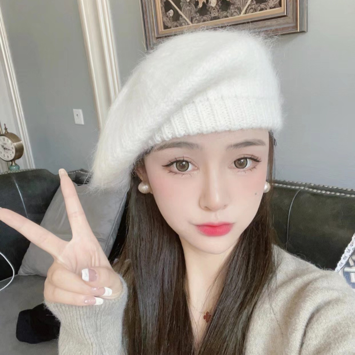 LinYooLi Mahai Mao Needle Covered Beret. Female Autumn And Winter Bulls ...