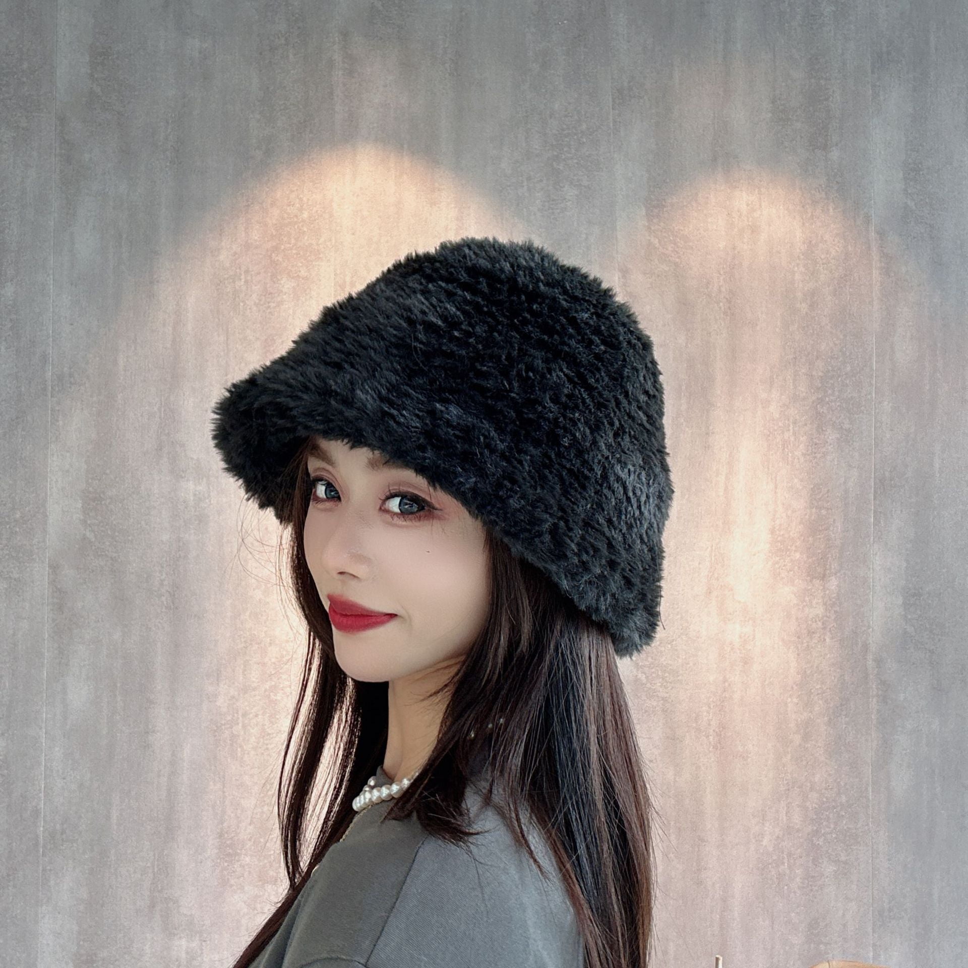 LinYooLi Winter Showy Face Small Plush Fisherman Hat Version Versatile ...