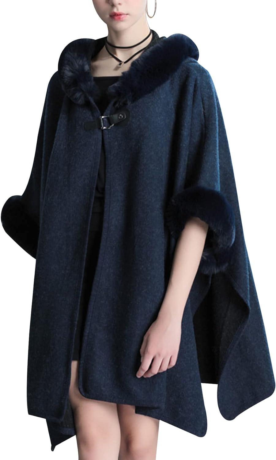 LinYooLi Women's Luxury Batwing Sleeve Faux Fur Hooded Cloak Poncho ...