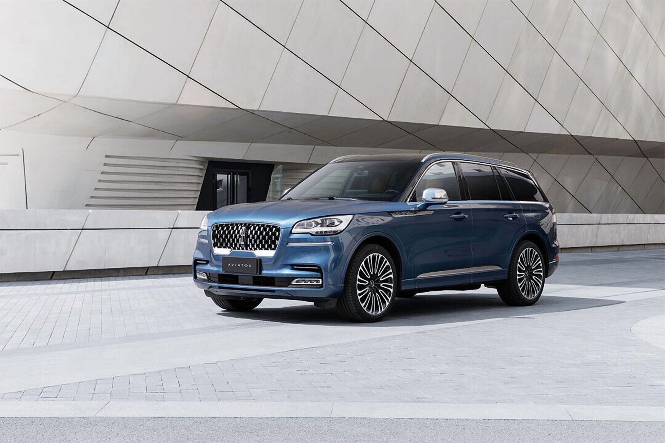 Lincoln Aviator Presidential Blue SUV Car Wall Poster - 20x30 Inch ...
