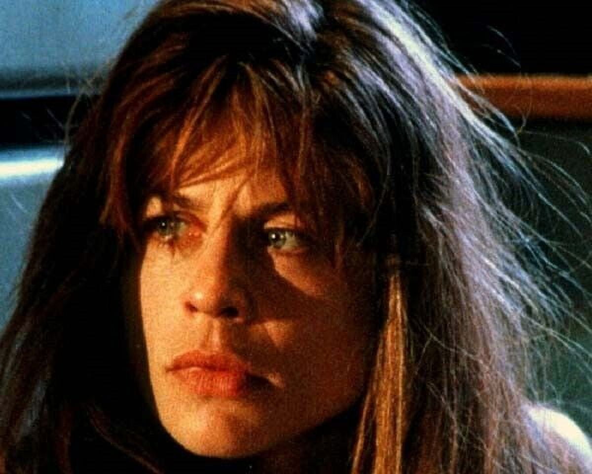 Linda Hamilton close-up as Sarah Connor Terminator 2 Judgment Day 8x10 ...